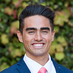 VIDEO: 3 Things NOT To Do At Networking Events